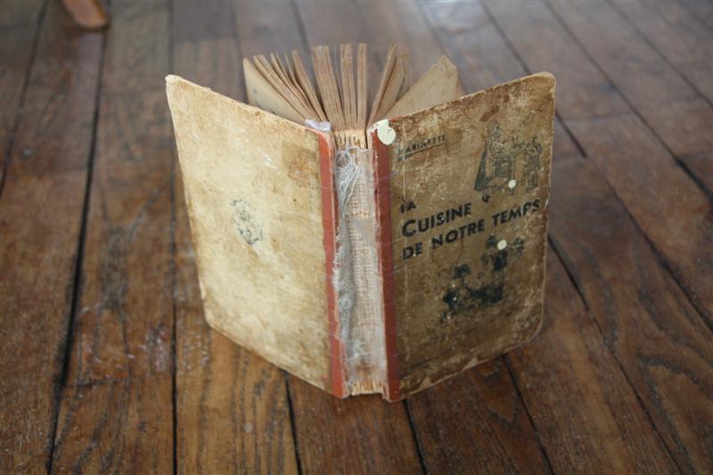restauration livre de cuisine | L'Écrin des Écrits, atelier de reliure ...